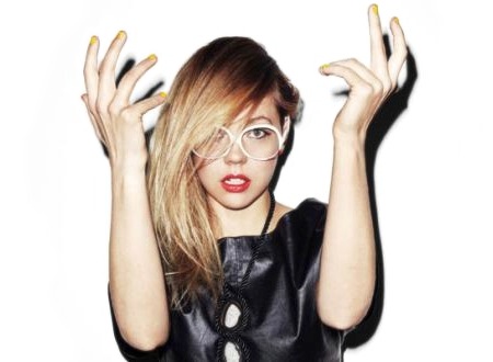 MNDR – #1 IN HEAVEN (Electro/SynthPop – US) | umstrum||music